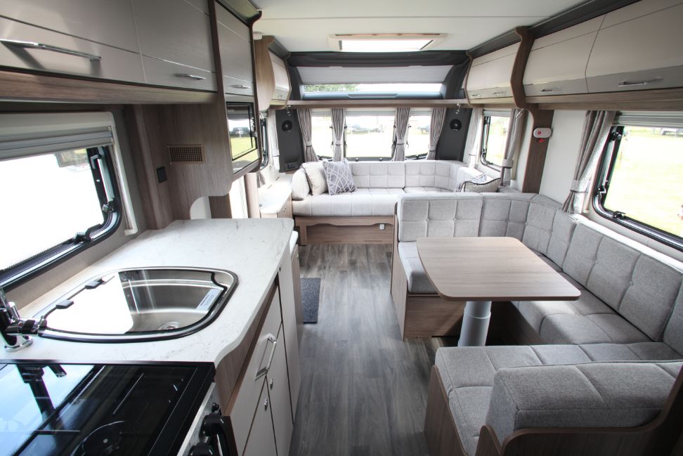 Caravan Review: Coachman Acadia and Acadia Xtra Caravan 2024 Ranges ...