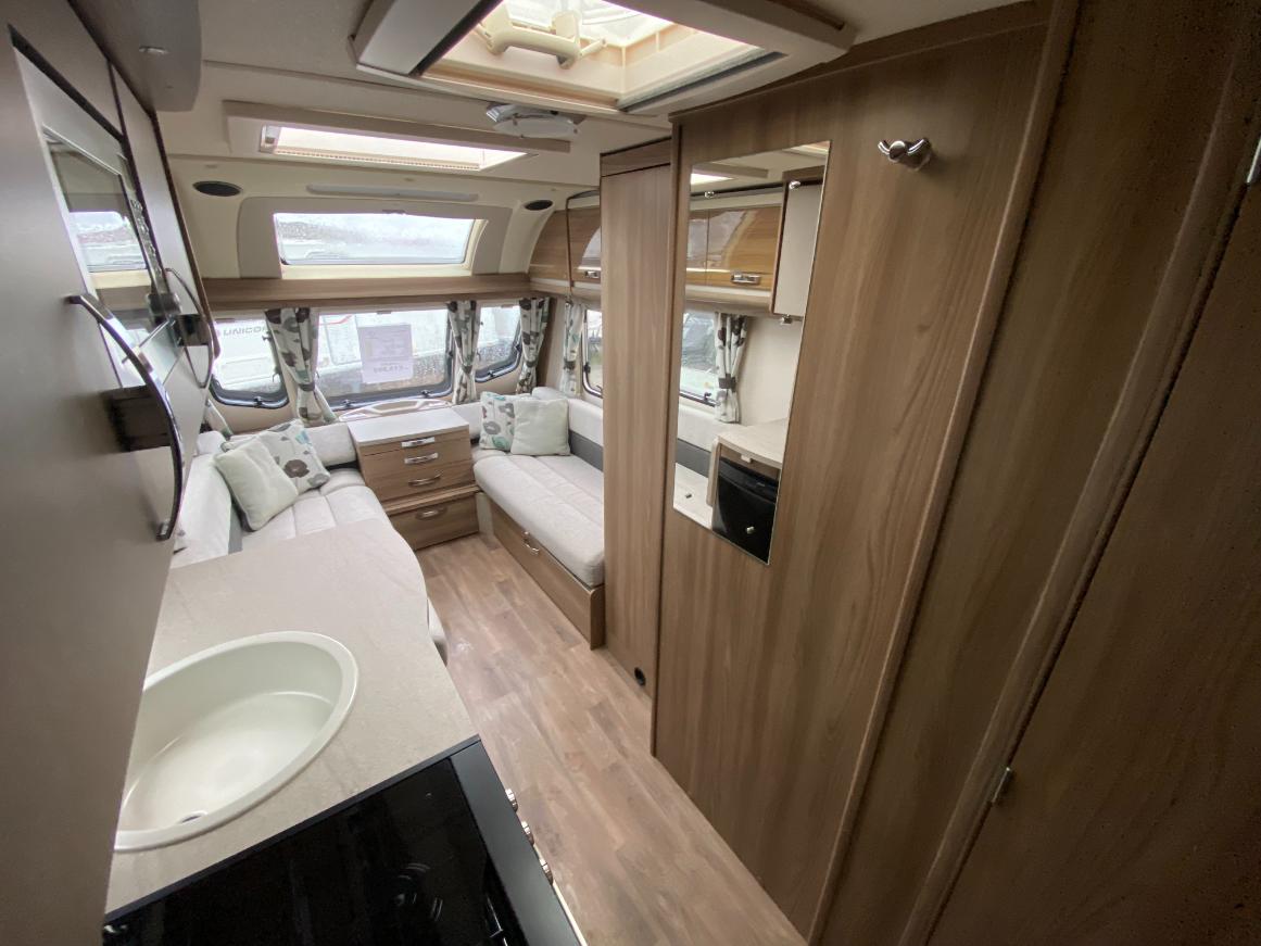 2016 Swift Challenger 590 - Raymond James Caravans