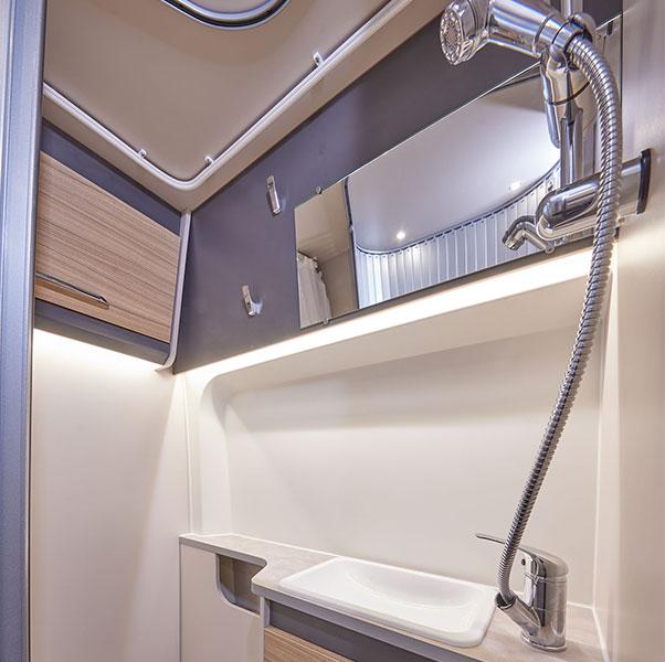 Bailey Endeavour B64 2026 - Raymond James Caravans