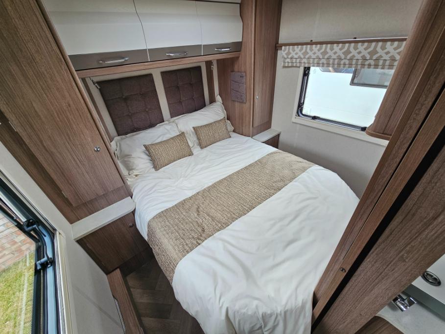 Coachman VIP 545 2026 - Brand New Model - Raymond James Caravans