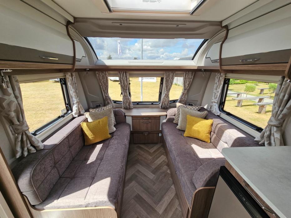 Coachman VIP 545 2026 - Brand New Model - Raymond James Caravans